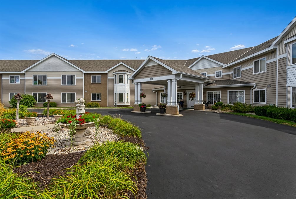 Best Retirement Community in Fond du Lac, WI - LakeHouse Fond du Lac